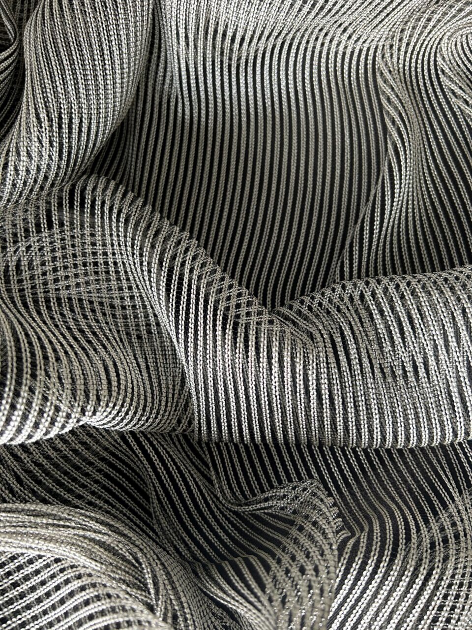 Luka 05 szürke - Vasalásmentes anyagában csíkos tüll függöny - 300 cm ...